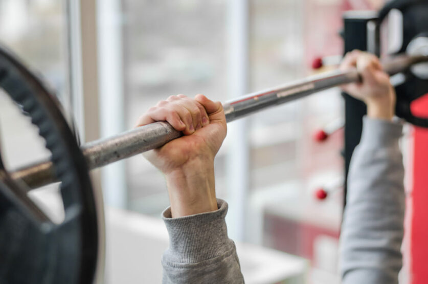Wrist Pain from Bench Press: Reasons And Prevention